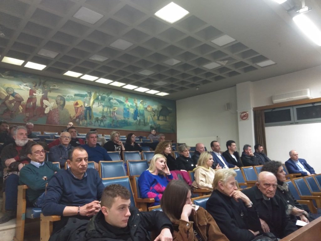 Αντιδράσεις για την τοποθέτηση κεραίας κινητής τηλεφωνίας στο Δημοτικό ...