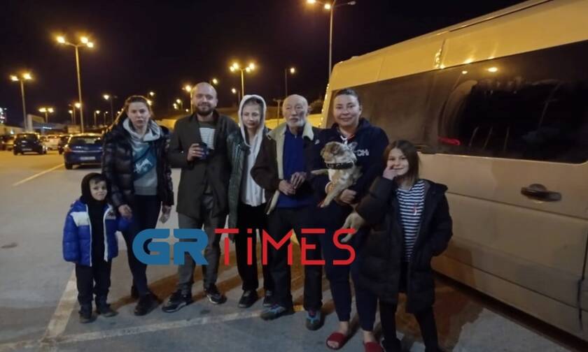 Έφτασαν οι πρώτοι πρόσφυγες από την Ουκρανία-«Μονόδρομος για εμάς η ...