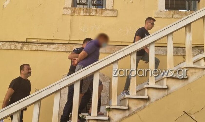 Στον ανακριτή ο 52χρονος που χτυπούσε τα παιδιά του – Σοκάρει η ...