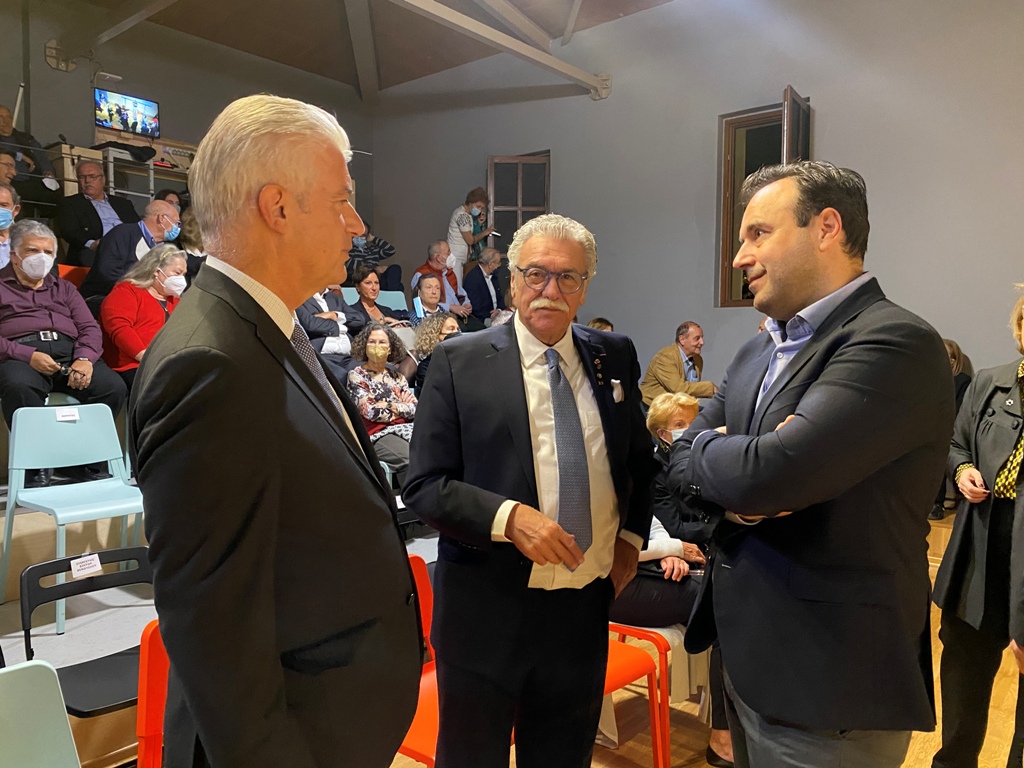 Με συγκίνηση τα εγκαίνια της ανακαινισμένης Εβραϊκής Συναγωγής στα ...