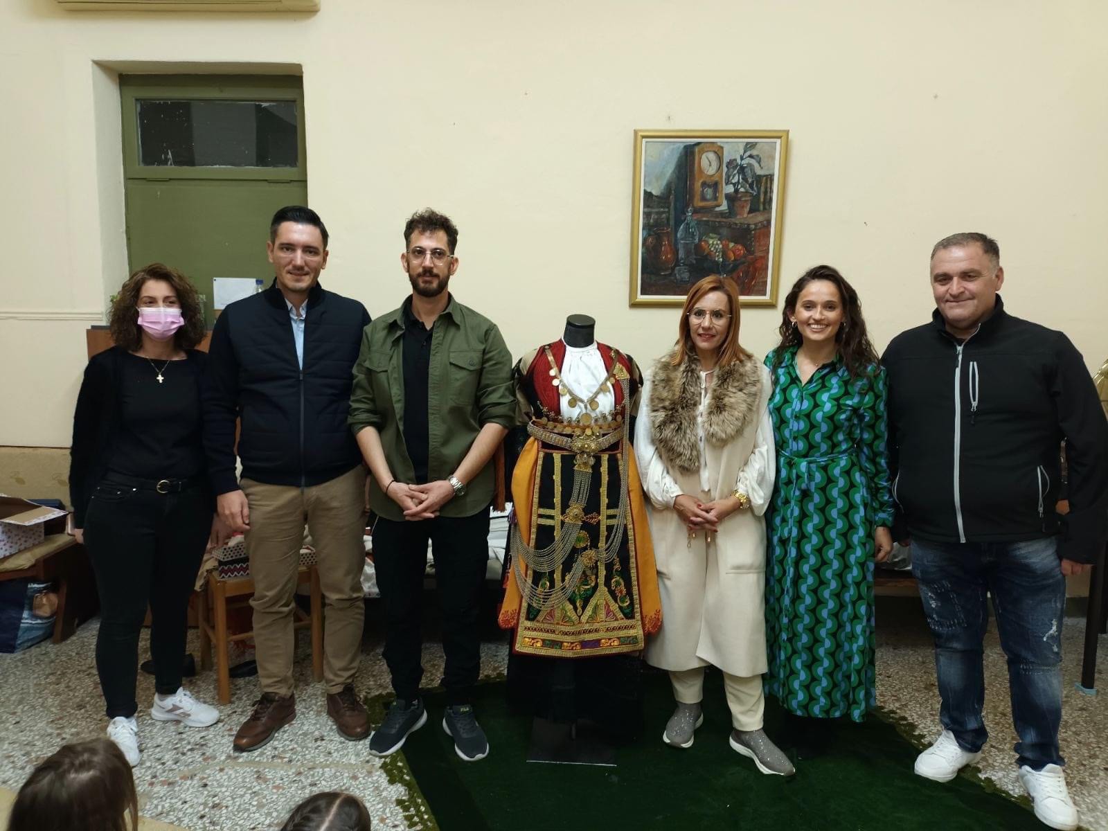 Αγιασμός και μαθήματα παράδοσης στο Ριζαριό - φωτο - TV10