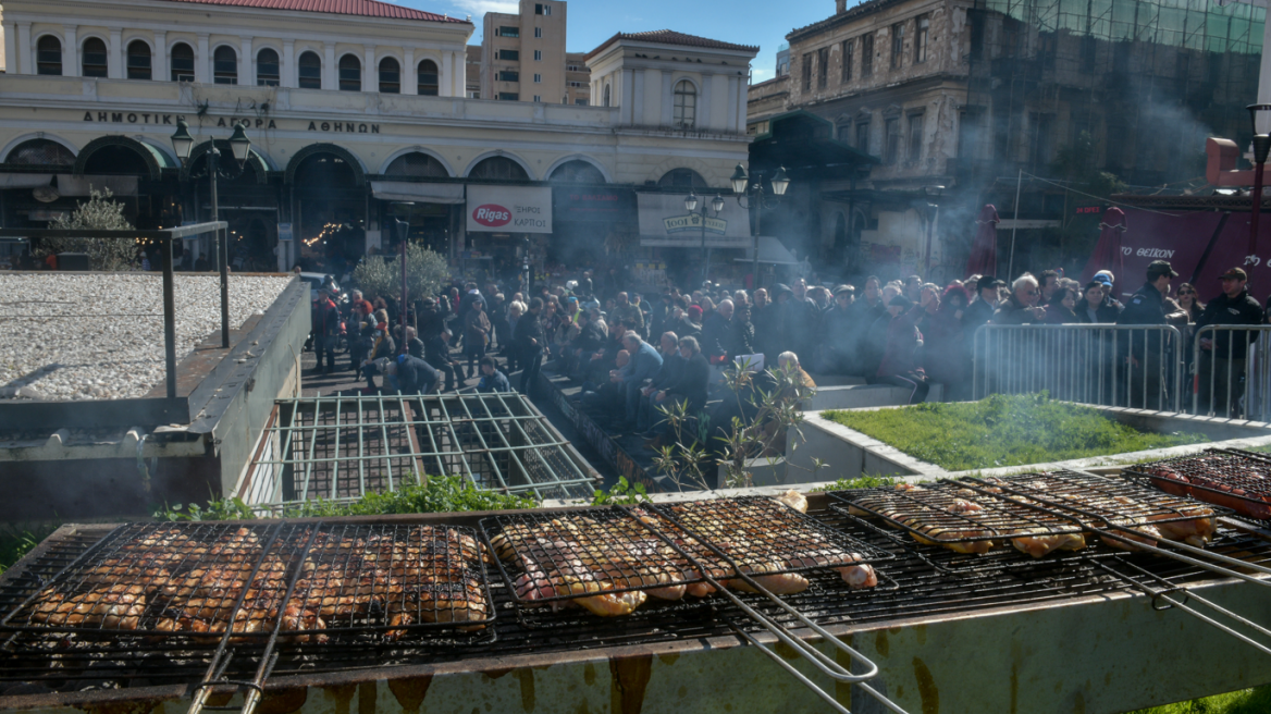 Τσικνοπέμπτη: Ποια είναι τα έθιμα στην Ελλάδα - TV10