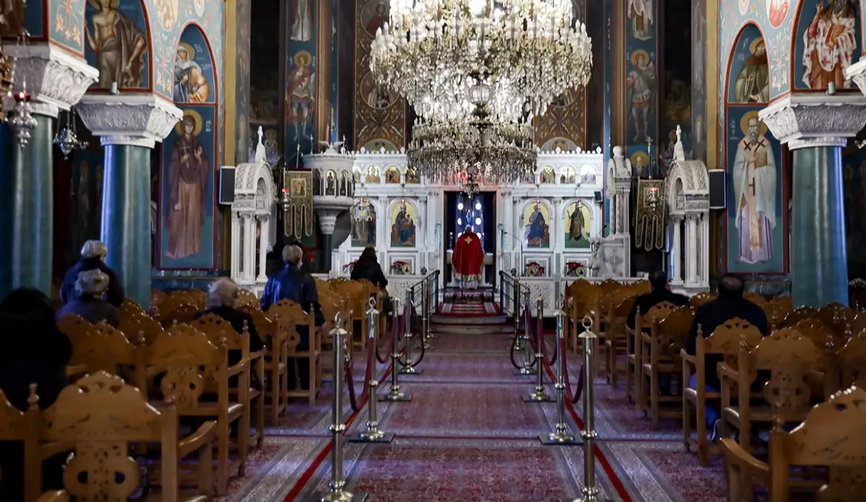 Τί γιορτάζουμε σήμερα, Κυριακή της Σταυροπροσκυνήσεως - TV10