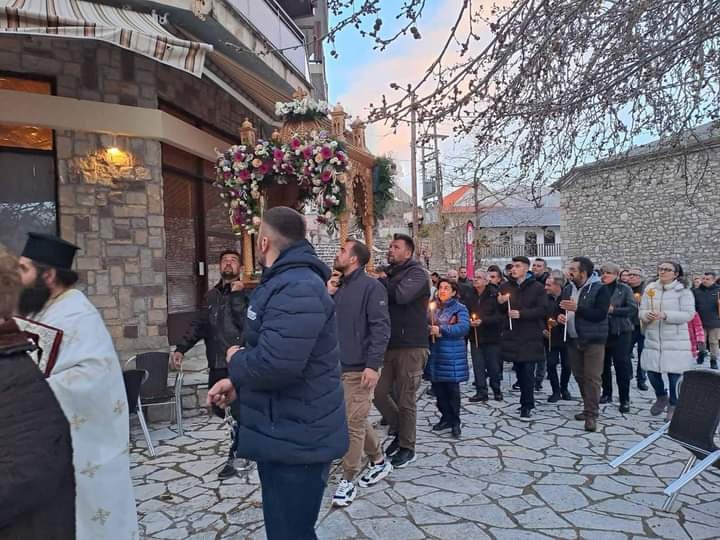 Η περιφορά του Επιταφίου στο Γαρδίκι (φώτο) - TV10