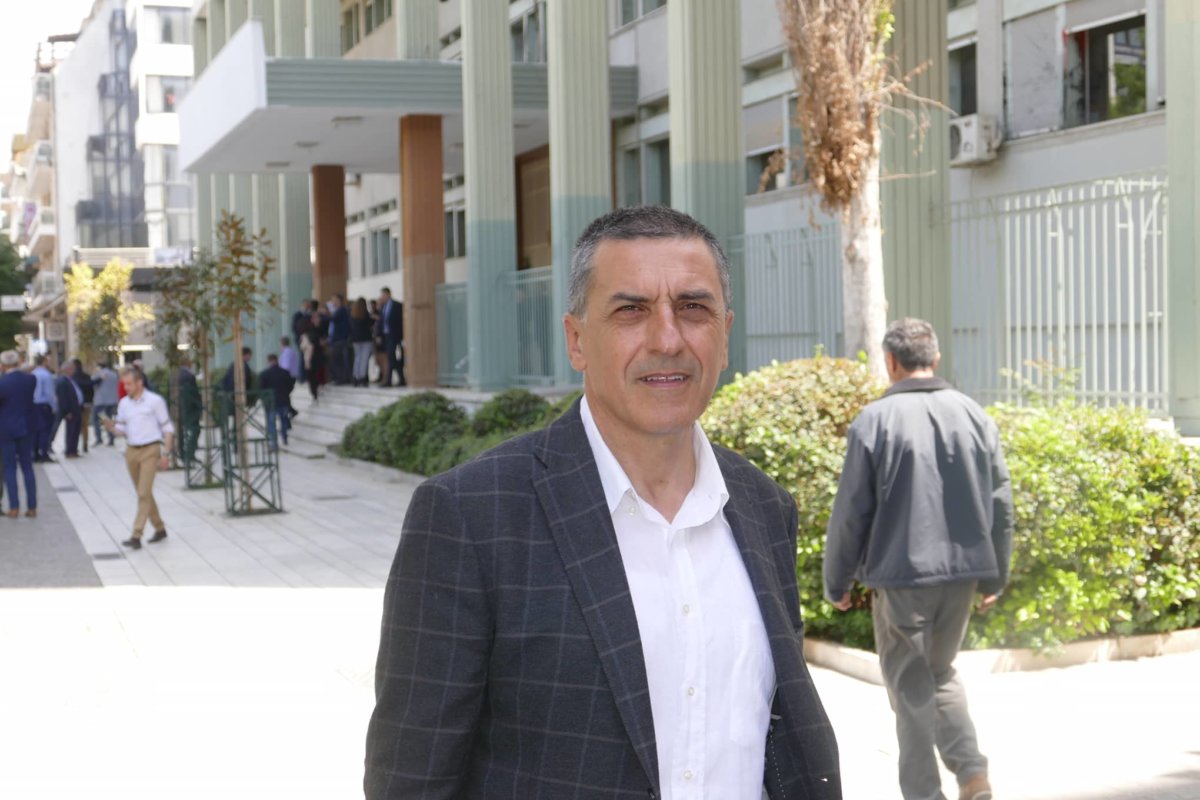 Τι «πάγωσε» τον Δημήτρη Κουρέτα στα γενέθλιά του - TV10