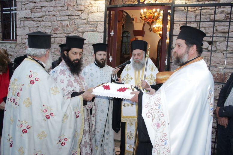 Μέγας Αρχιερατικός Εσπερινός στον Ιερό Ναό Αγίου Ιωάννη Ροπωτού - TV10