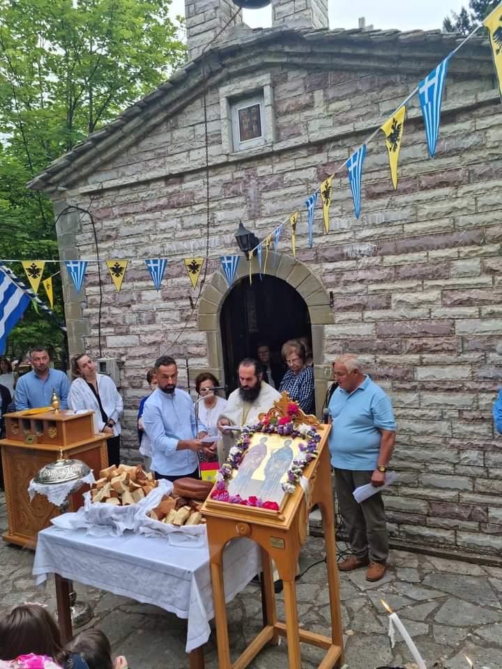Στο Γαρδίκι τίμησαν την μνήμη των Αγίων Αναργύρων (ΦΩΤΟ) - TV10